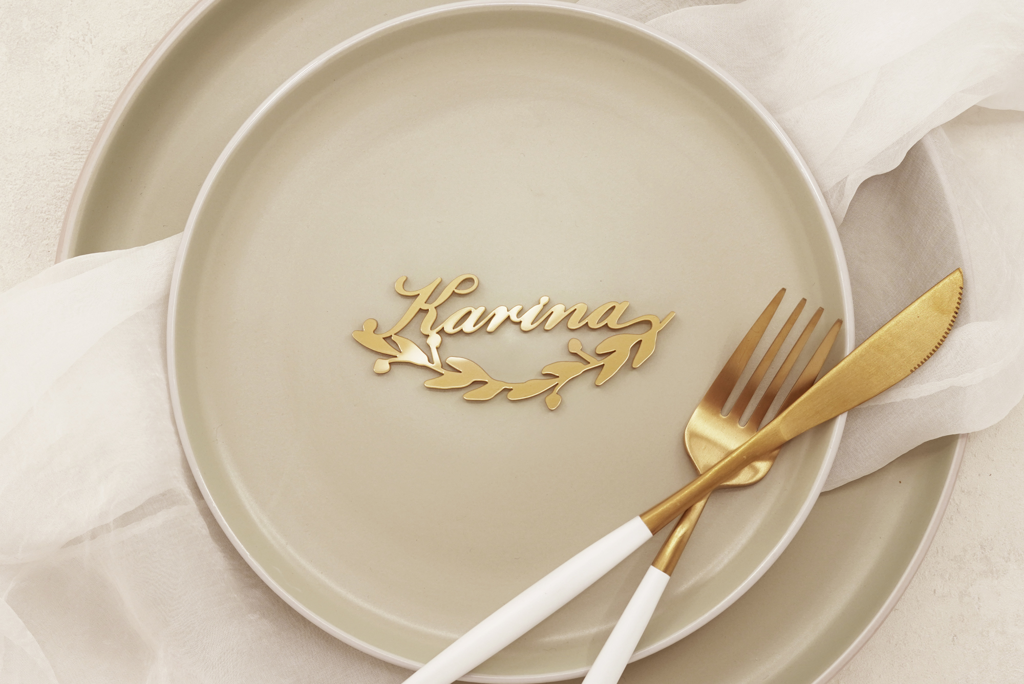 Guld bordkort med bærgren · LUMEN